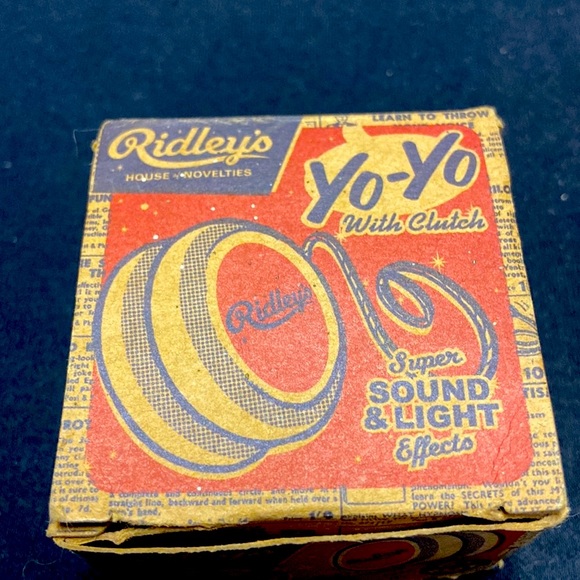 Ridley | Toys | Vintage Ridleys Yoyo With Clutch | Poshmark